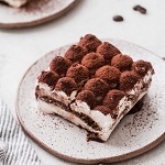 Buy Tiramisu Cake at the Best Price - Online Store | BY FLAVOURS | CAKES